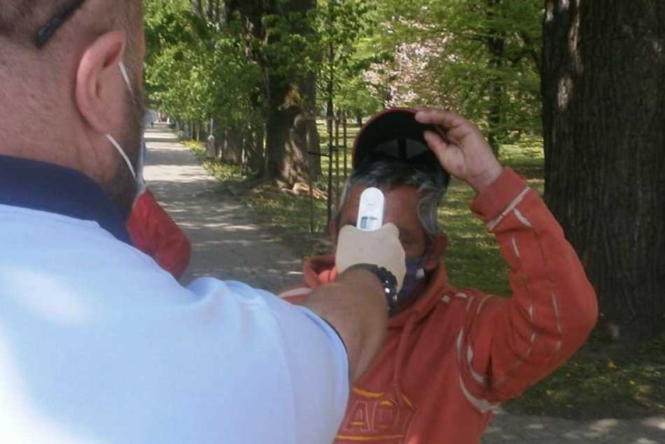 Meranie teploty bezdomovcom v Bystrici? Nosko oznámil dobrú správu